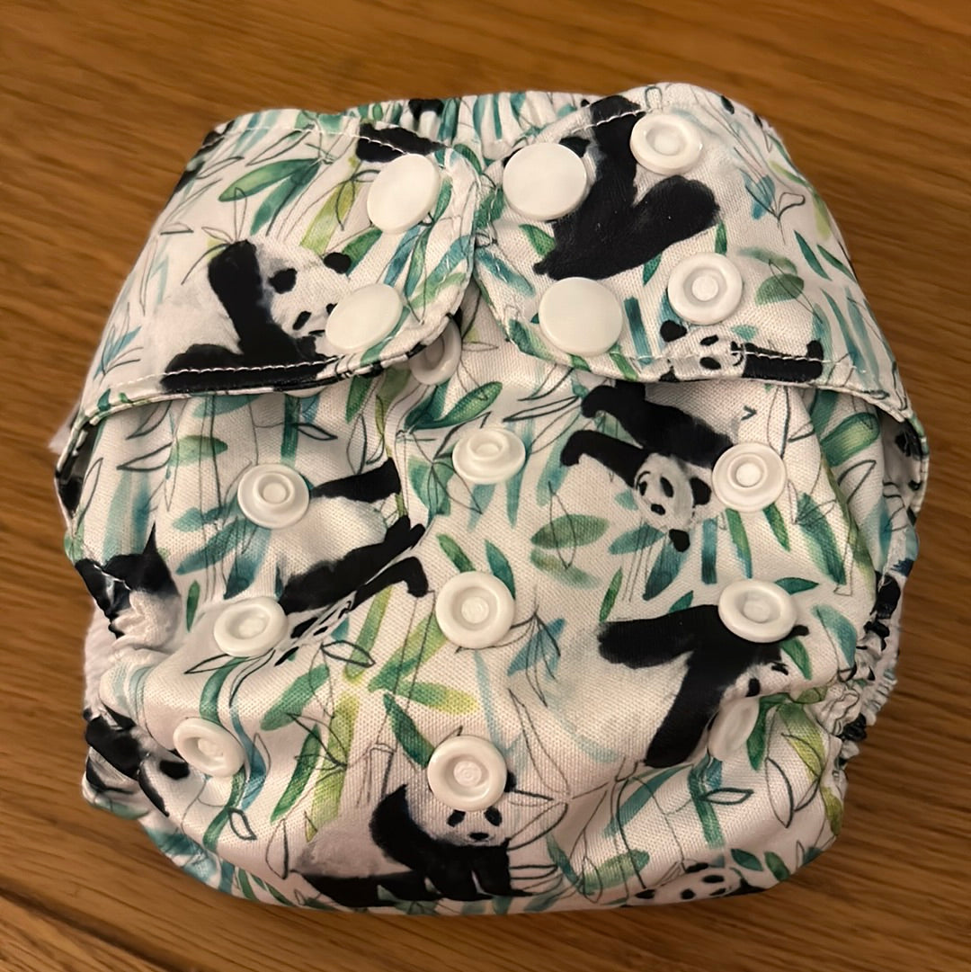 Bear Bott newborn all in two nappy (looks new; 055) – ReNappy