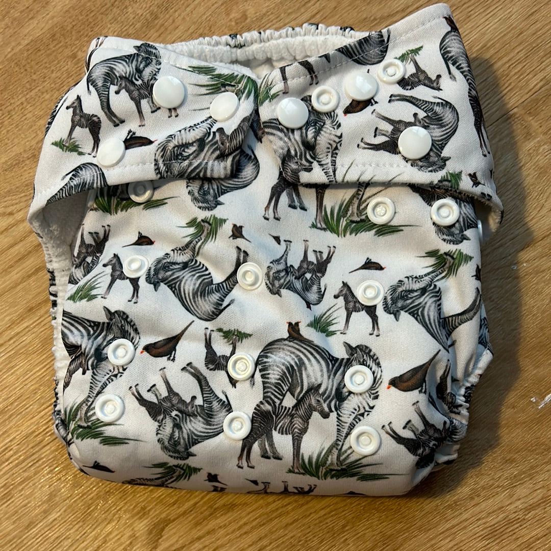 Little Lamb pocket nappy with inserts – ReNappy